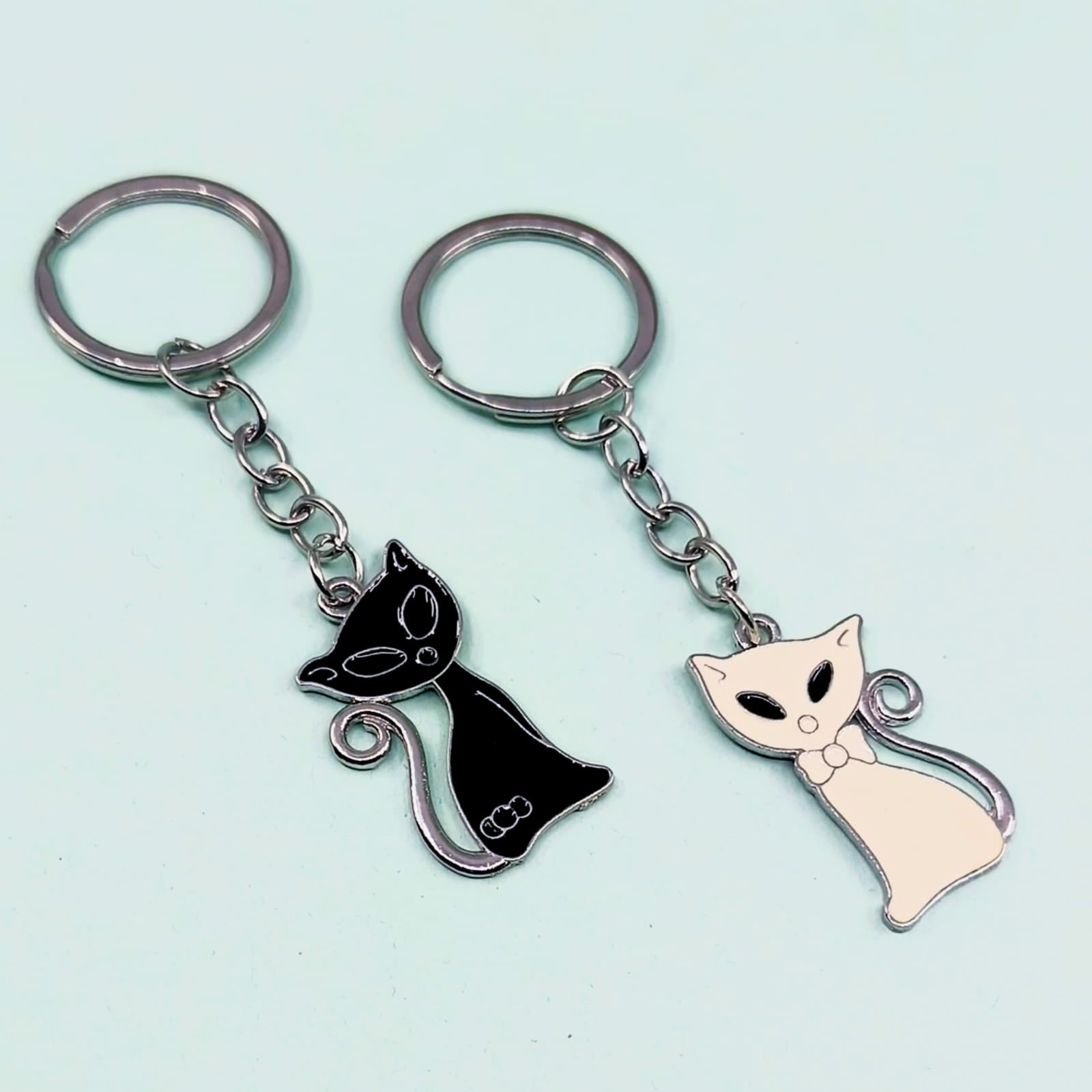 Black & White Kitty - Key Ring Set Of 2 – The Blingspot Studio