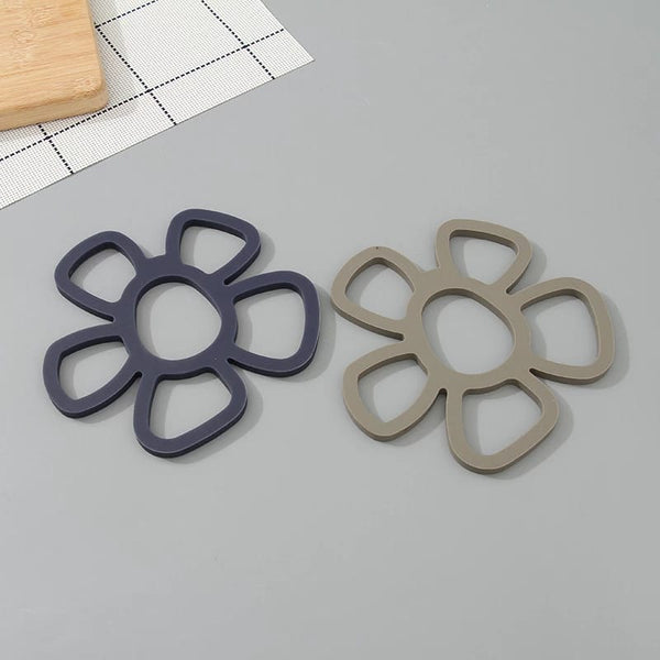 Flower Shaped - Heat-Resistant Pot Mat - The Blingspot Studio