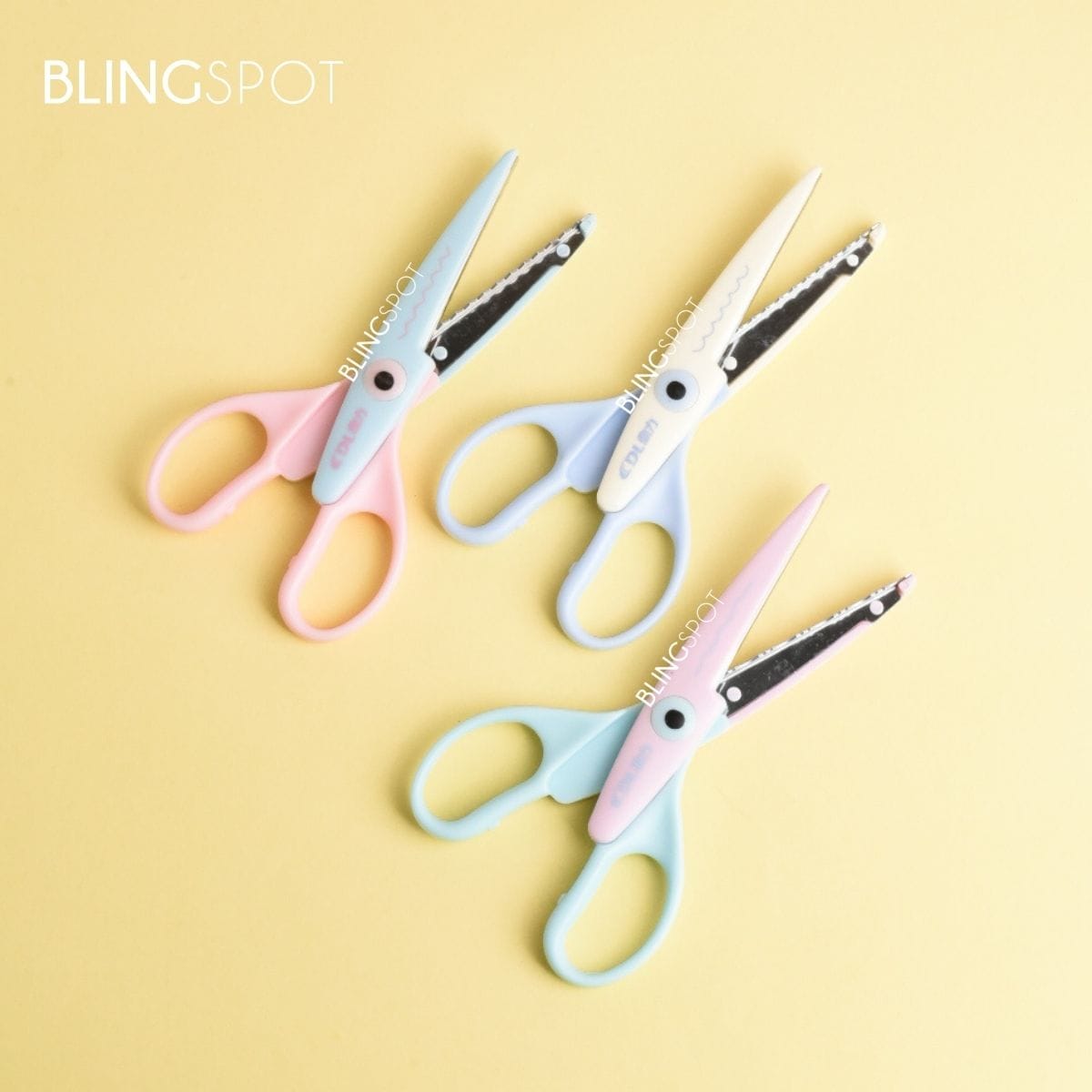 Wavy Lace Paper Cutter - Scissor - The Blingspot Studio